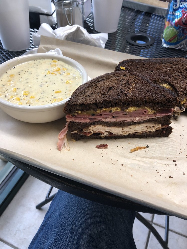 PEA FARM BISTRO - 25 Photos & 11 Reviews - American (New) - 1102 S Pine ...