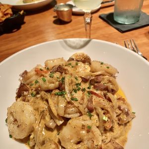 NEW SOUTH KITCHEN & BAR - 187 Photos & 222 Reviews - 8140 Providence Rd ...
