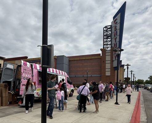 JORDAN CREEK TOWN CENTER - Updated January 2026 - 64 Photos & 74 ...