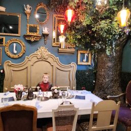 TEN/6 - Updated March 2025 - 426 Photos & 269 Reviews - 1705 N ...