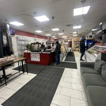 LAWRENCE FISH MARKET - Updated December 2025 - 1519 Photos & 1246 ...