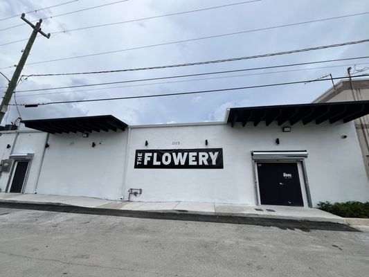 THE FLOWERY - Updated December 2025 - 17 Photos & 19 Reviews - 1113 S ...