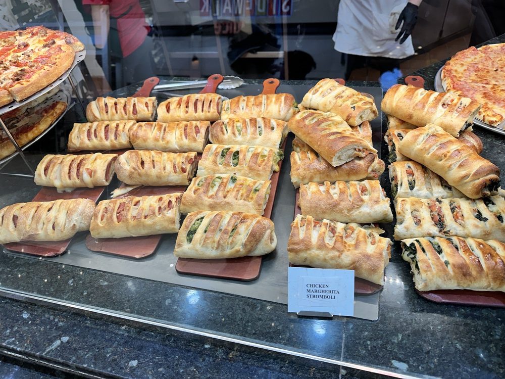 VILLA FRESH ITALIAN KITCHEN - Updated December 2025 - 54 Photos & 56 ...