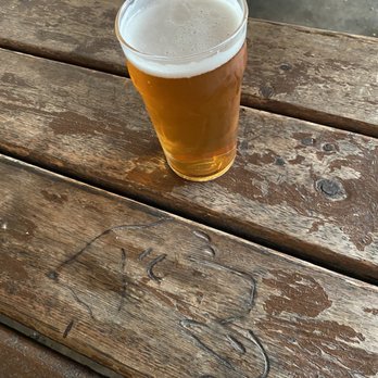 LUCKY LABRADOR BREWING CO - Updated November 2025 - 227 Photos & 377 ...