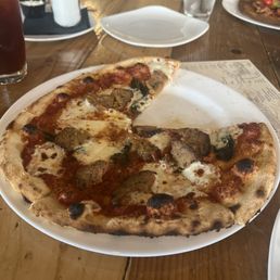 3 PALMS PIZZERIA - HUDSON - Updated September 2025 - 330 Photos & 401 ...