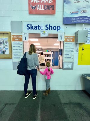 FORT DUPONT ICE ARENA - Updated September 2025 - 64 Photos & 10 Reviews ...