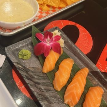 850 FUSION & BAR - Updated July 2025 - 123 Photos & 39 Reviews - 7250 ...