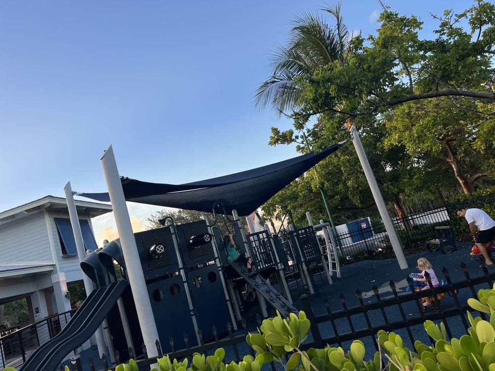 LIGHTHOUSE COVE ADVENTURE GOLF - Updated January 2025 - 56 Photos & 82 ...