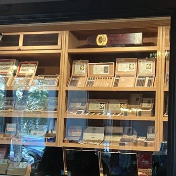 RHUMBA RUM & CIGAR LOUNGE - Updated December 2025 - 56 Photos & 24 ...