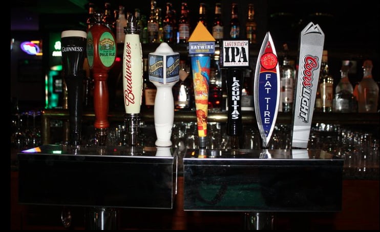 RYAN’S PUB - Updated May 2024 - 53 Photos & 68 Reviews - 15009 ...