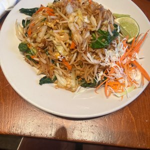 AROY THAI RESTAURANT - 303 Photos & 452 Reviews - 4654 N Damen Ave ...