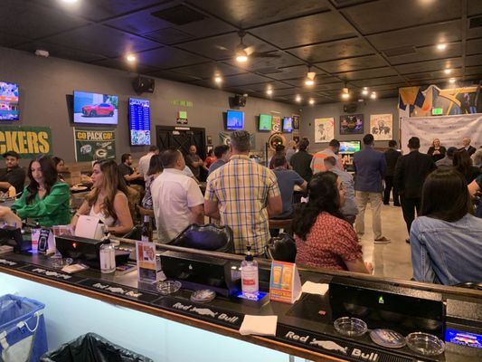 KICKERS GAMING & SPORTS BAR - Updated December 2025 - 62 Photos & 42 ...