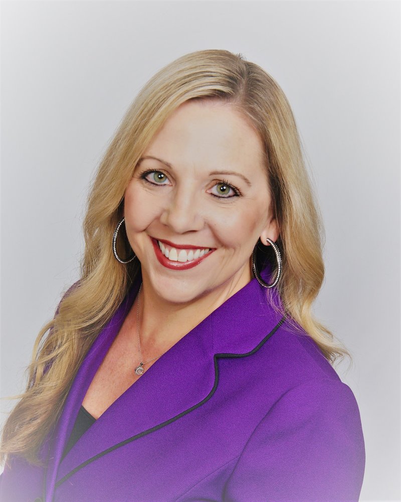 FARMERS INSURANCE - JULIE MOORE - Updated June 2024 - 126 1st Ave W ...