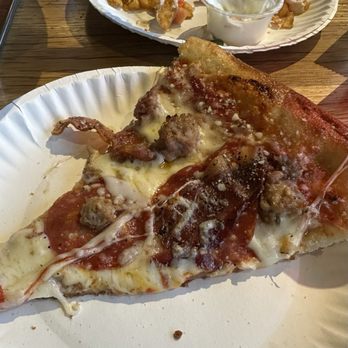FELIX’S PIZZA PUB - Updated August 2024 - 336 Photos & 378 Reviews ...