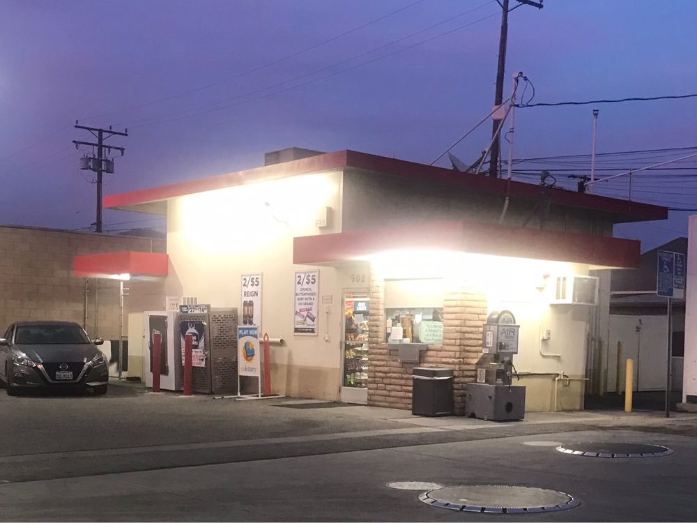 SPEEDWAY - REDLANDS - Updated January 2025 - 902 Orange St, Redlands ...