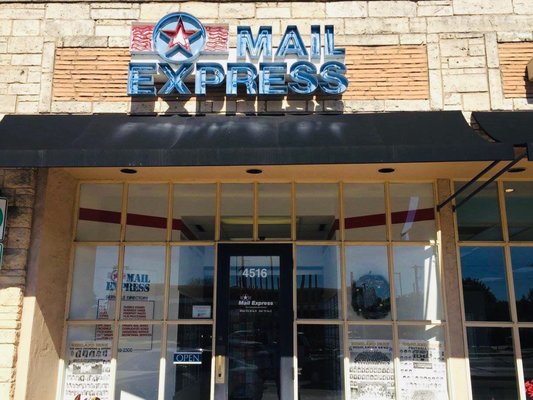 MAIL EXPRESS - Updated October 2025 - 4516 Lovers Ln, Dallas, Texas ...