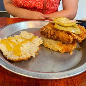 BEASLEY’S CHICKEN & HONEY - 1823 Photos & 1961 Reviews - 237 S ...