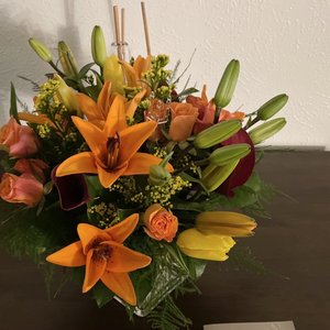 MOCKINGBIRD FLORIST - Updated October 2025 - 76 Photos & 109 Reviews ...