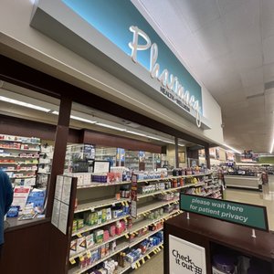 CVS PHARMACY - Updated 05/2025 - 83 Photos & 28 Reviews - 5117 Lakewood ...