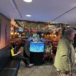 CHINATOWN INN - Updated December 2025 - 224 Photos & 326 Reviews - 520 ...