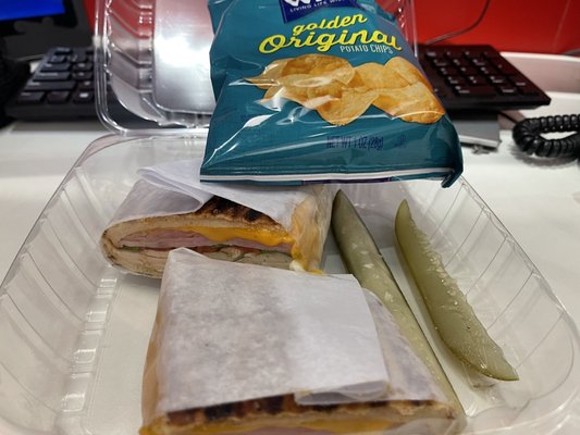 DELIS 48 - Updated January 2026 - 108 Photos & 102 Reviews - 48 W 48th ...