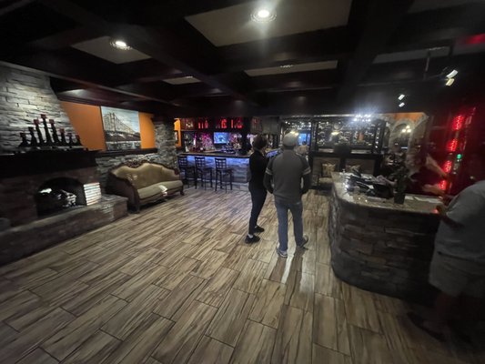 MOUSTOS PASTA & GRILL - Updated September 2025 - 77 Photos & 112 ...