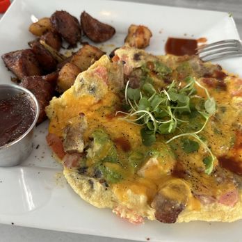 ATTITUDE CAFE - Updated June 2024 - 350 Photos & 315 Reviews - 6009 W ...