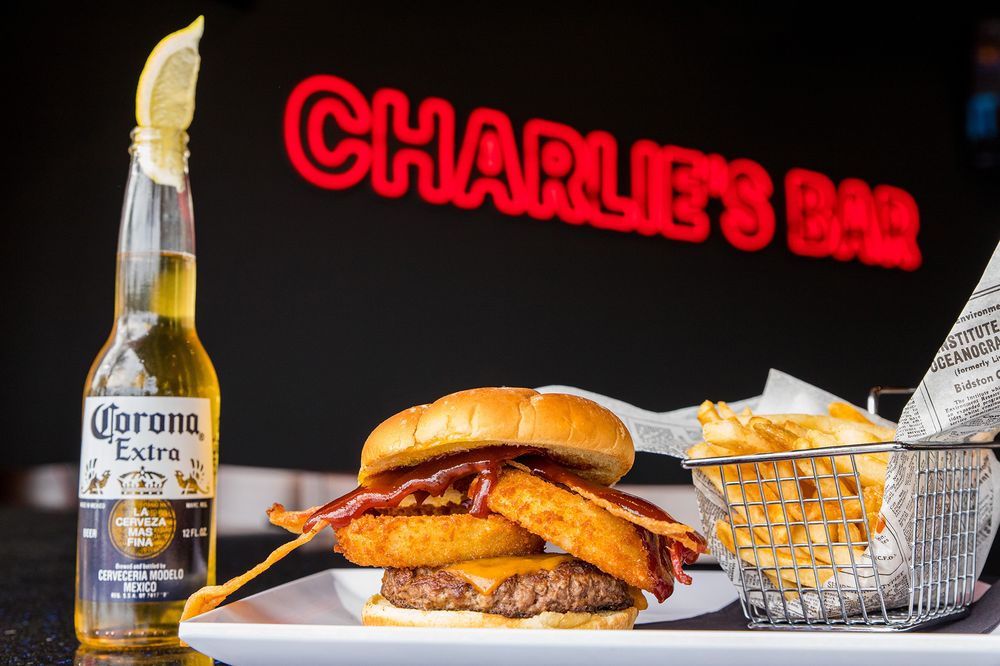 CHICKEN CHARLIE’S TABLE - 401 Photos & 338 Reviews - American ...