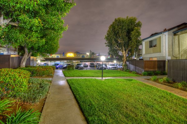 WINDWOOD APARTMENTS - Updated December 2025 - 64 Photos & 81 Reviews ...