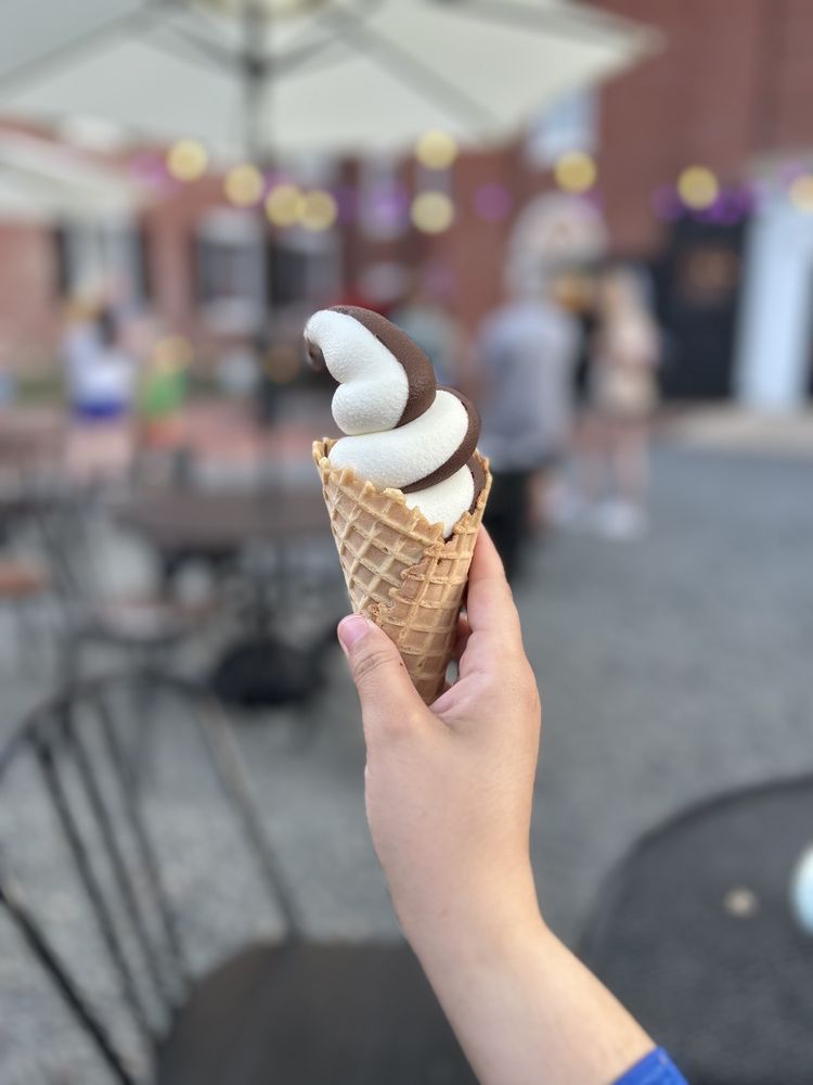 GOODNIGHT FATTY - Updated October 2025 - 280 Photos & 205 Reviews - 1 ...