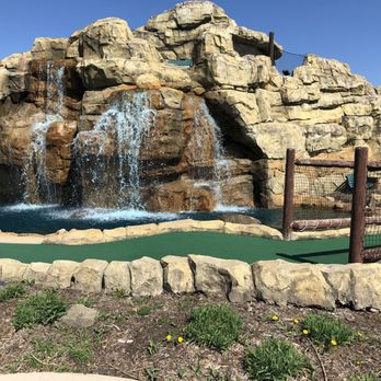 WILDERNESS FALLS MINI GOLF - Updated July 2025 - 36 Photos & 62 Reviews ...
