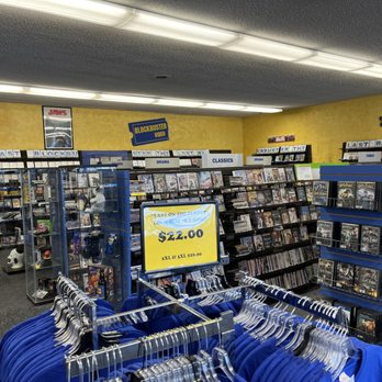 BLOCKBUSTER - Updated June 2025 - 456 Photos & 124 Reviews - 211 NE ...