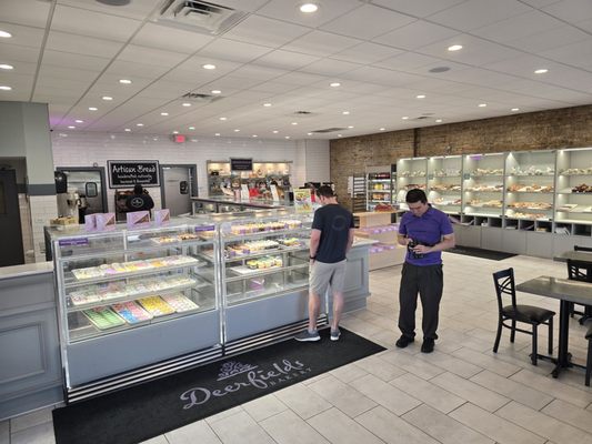 DEERFIELDS BAKERY - Updated April 2025 - 328 Photos & 315 Reviews - 813 Waukegan Rd, Deerfield ...