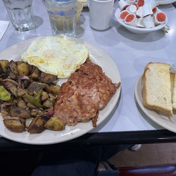 BALDIE’S CAFÉ - Updated July 2025 - 822 Photos & 1007 Reviews - 2649 ...