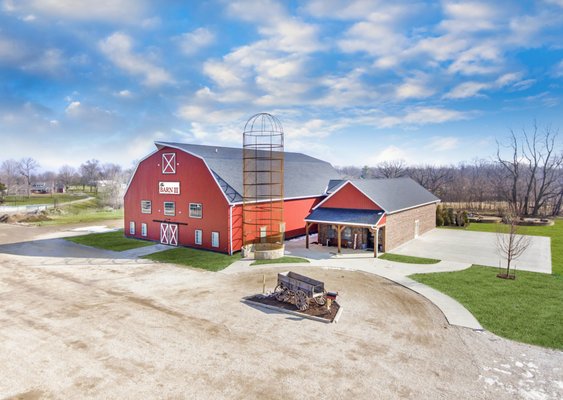 THE BARN III - Updated September 2024 - 92 Photos - 1451 Timberline Rd ...