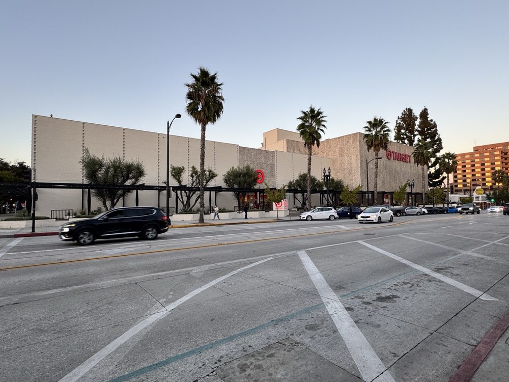 TARGET - Updated December 2025 - 447 Photos & 618 Reviews - 777 E ...