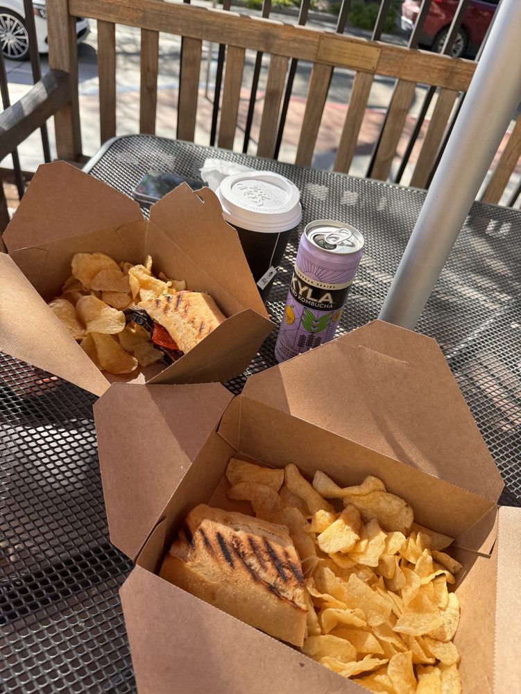 EDMONDS CAFE - Updated September 2024 - 49 Photos & 139 Reviews - 2299 ...