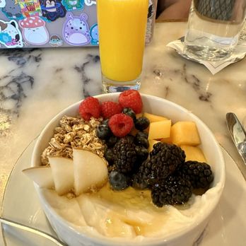 CAFÉ CHELSEA - Updated May 2025 - 406 Photos & 197 Reviews - 218 W 23rd ...