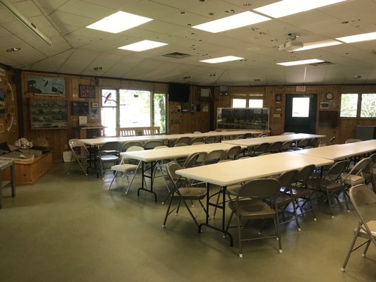 LEDGE VIEW NATURE CENTER - W2348 Short Rd, Chilton, Wisconsin - Hiking ...