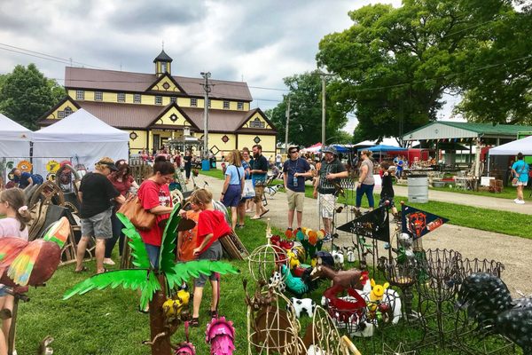 SUNDAY AT SANDWICH ANTIQUE SHOW - Updated September 2025 - 1401 Suydam ...