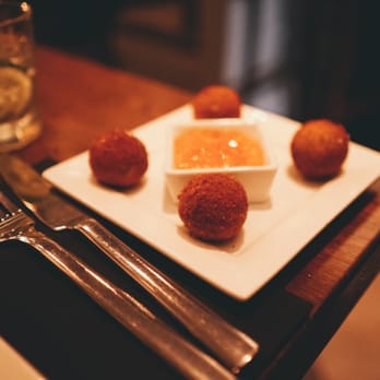 ROLLO - Updated August 2025 - 32 Photos & 15 Reviews - 14 Broughton ...