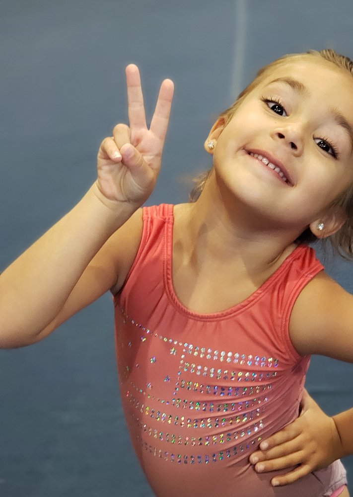 ULTIMATE SPORTS CONNECTION - Updated June 2024 - 24 Photos & 16 Reviews ...