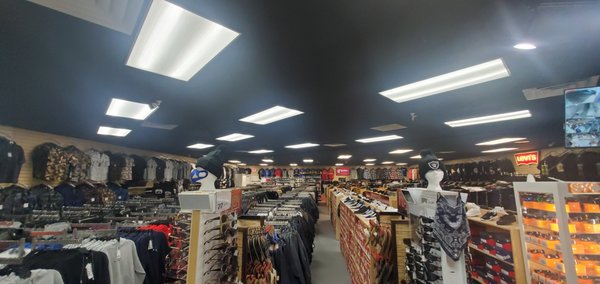 FRANK COLLECTION - Updated January 2025 - 50 Photos - 9780 Sierra Ave ...