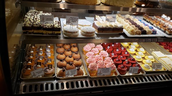 BIT OF SWISS PASTRY SHOP - 78 Photos & 89 Reviews - 4333 Ridge Rd ...