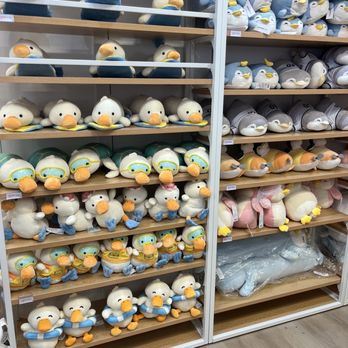 MINISO - Updated July 2025 - 35 Photos - 4000 Baldwin Rd, Auburn Hills ...