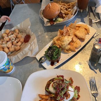 CAFETERIA 15L - 4733 Photos & 3566 Reviews - 1116 15th St, Sacramento ...