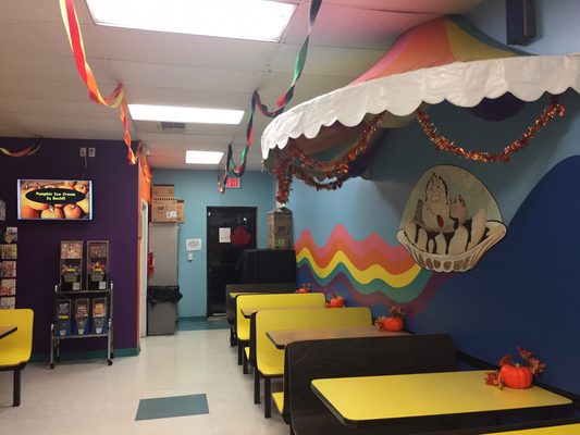 LICKITY SPLIT ICE CREAM SHOPPE - Updated May 2026 - 18 Reviews - 152 ...