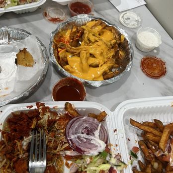 HALAL MUNCHIES - Updated December 2024 - 10 Photos & 13 Reviews - 815 ...