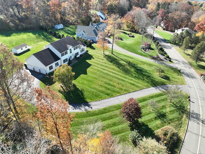 PRO TURF LAWN CARE - Updated May 2025 - 16 Photos - 476 Pepper St ...