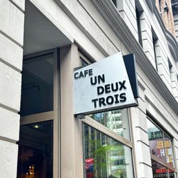 CAFE UN DEUX TROIS - Updated December 2025 - 584 Photos & 831 Reviews ...
